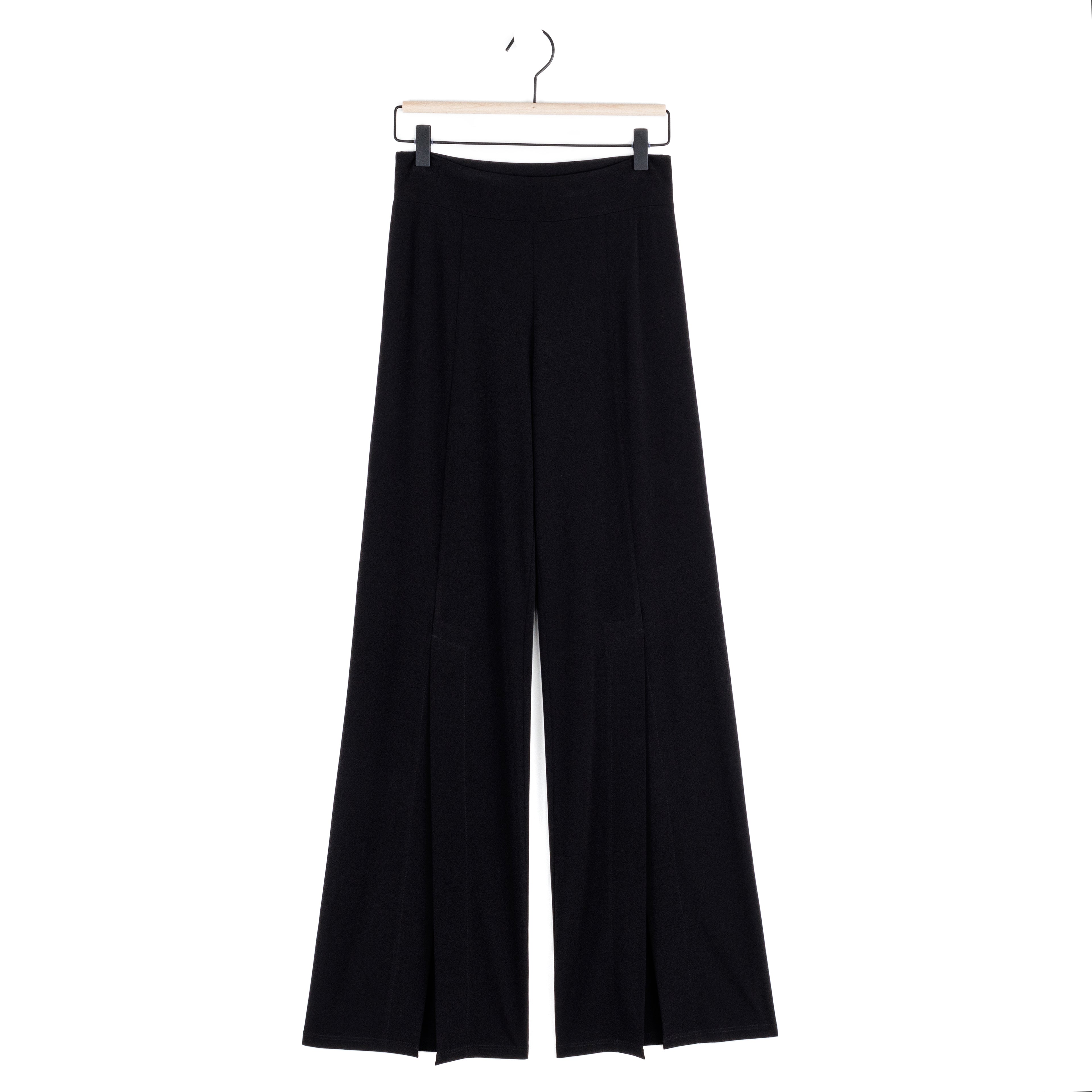 Kick Front High Slit Pant - Black – Clara Sunwoo